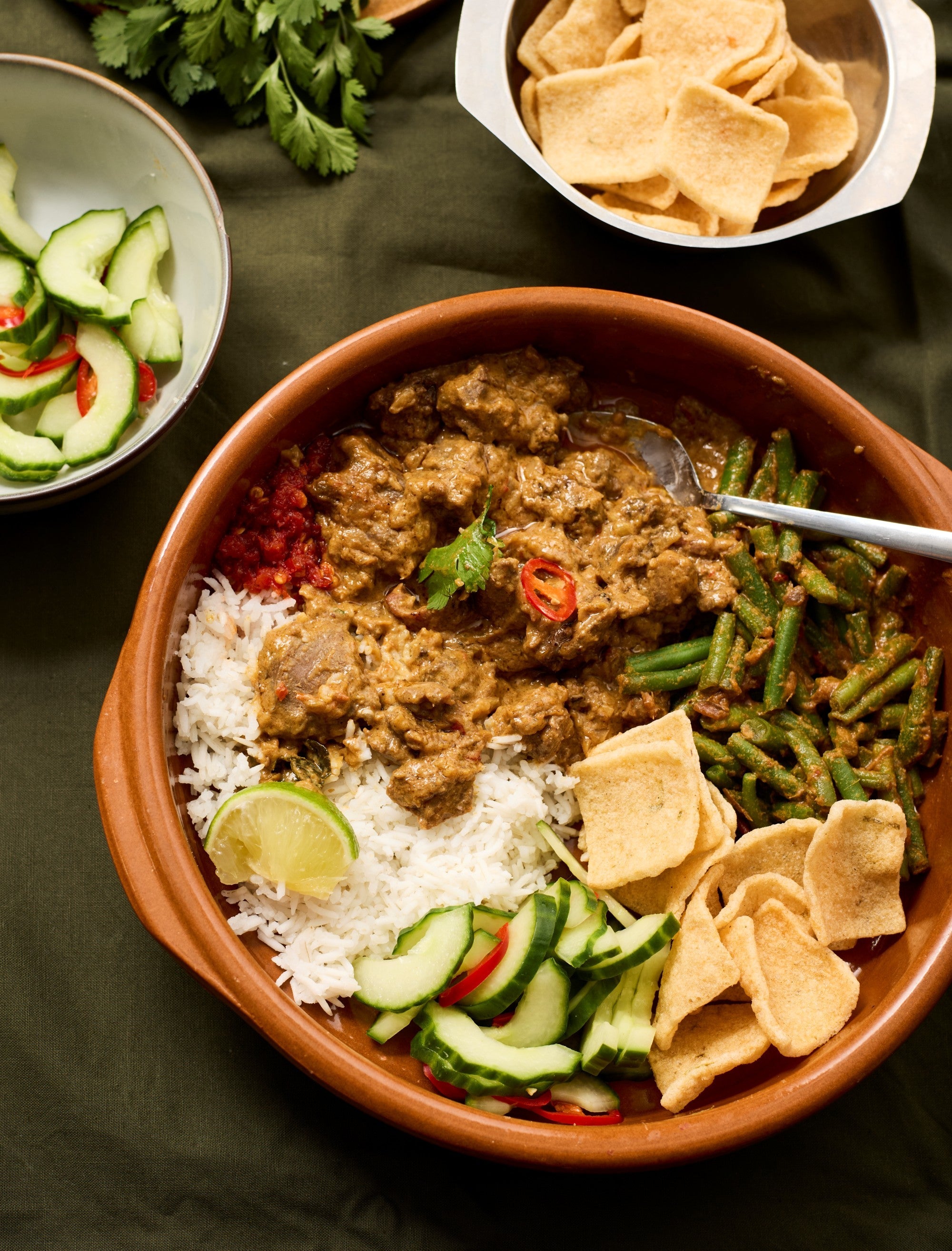 Wilde Rendang van hert | De Beste Wildgerechten – De Predetariër